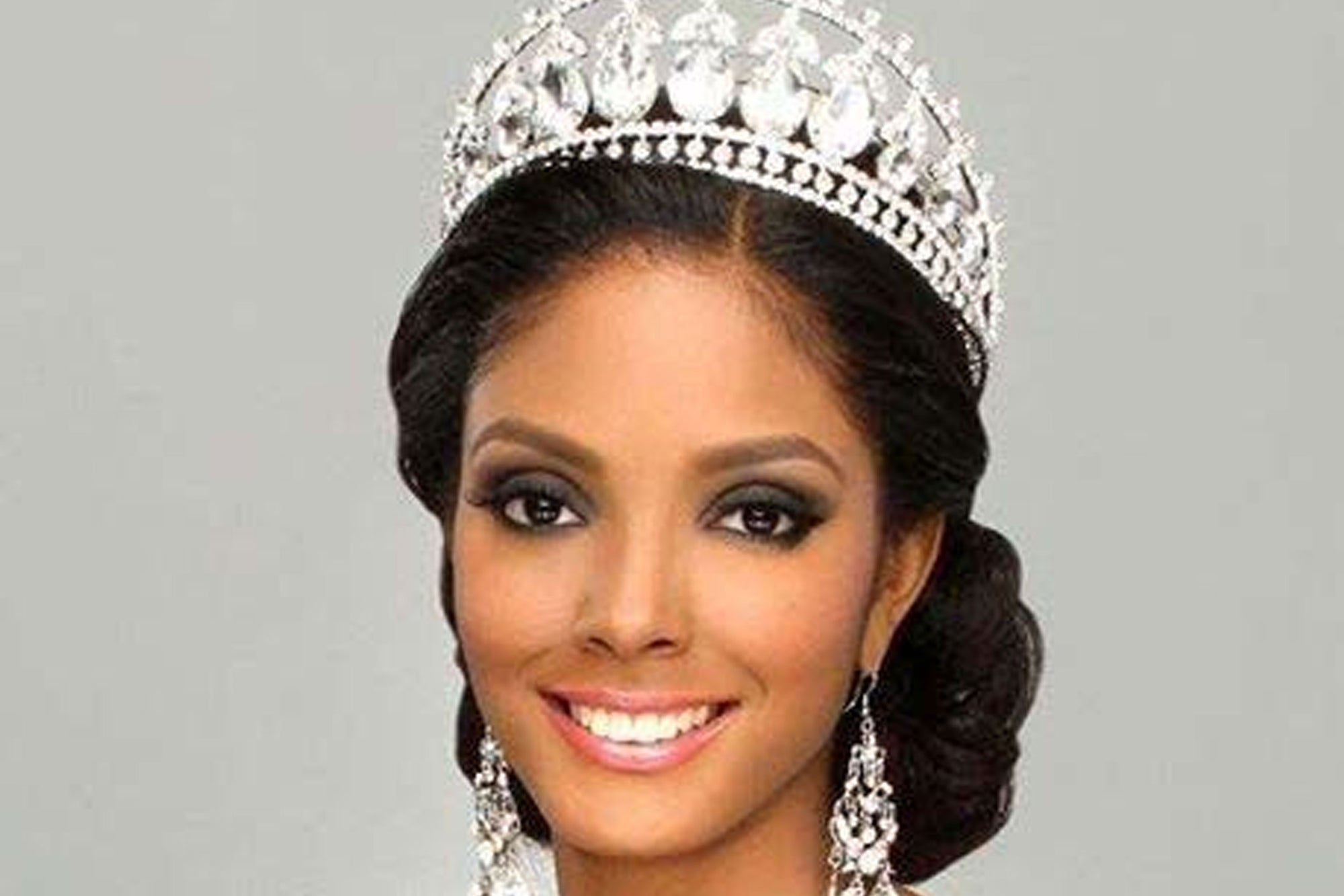 Crownmasters, crowns, tiaras, pageant crowns, men's crowns, scepters ...